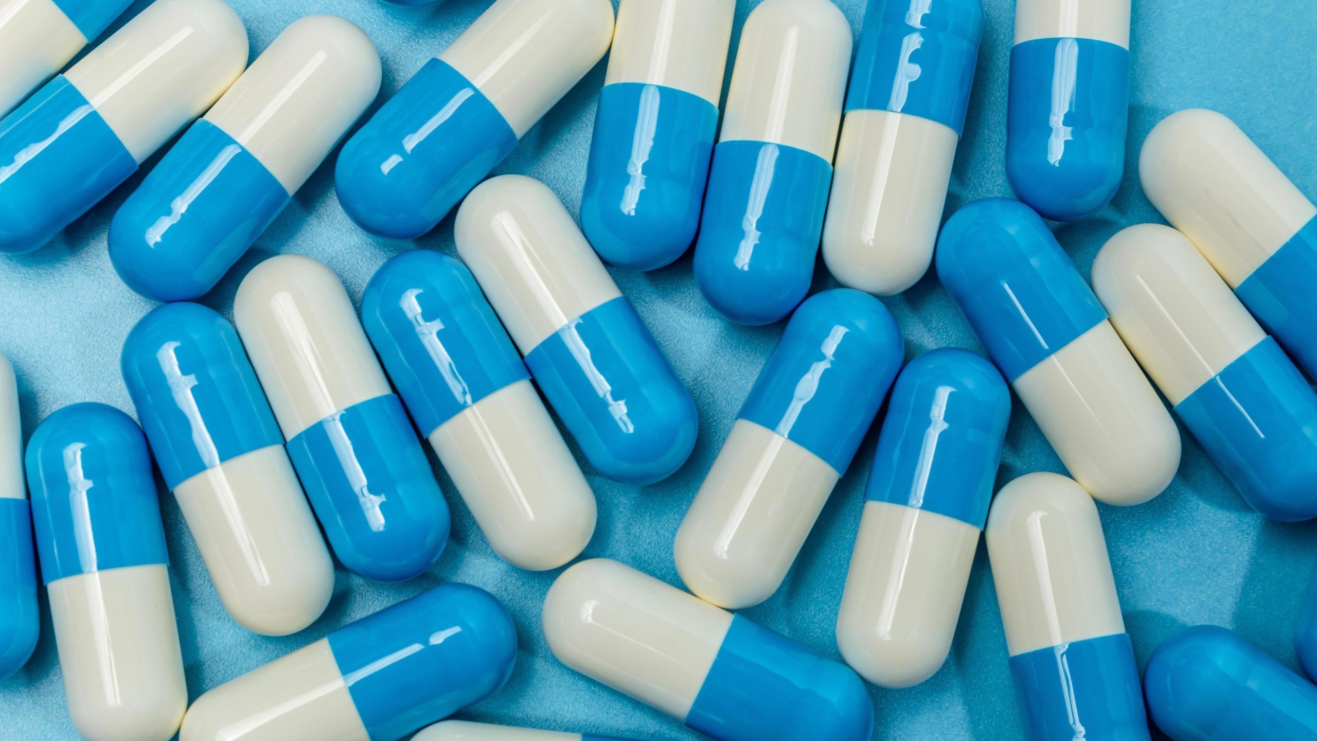 The Science Behind Blue and White Capsules - Anxine
